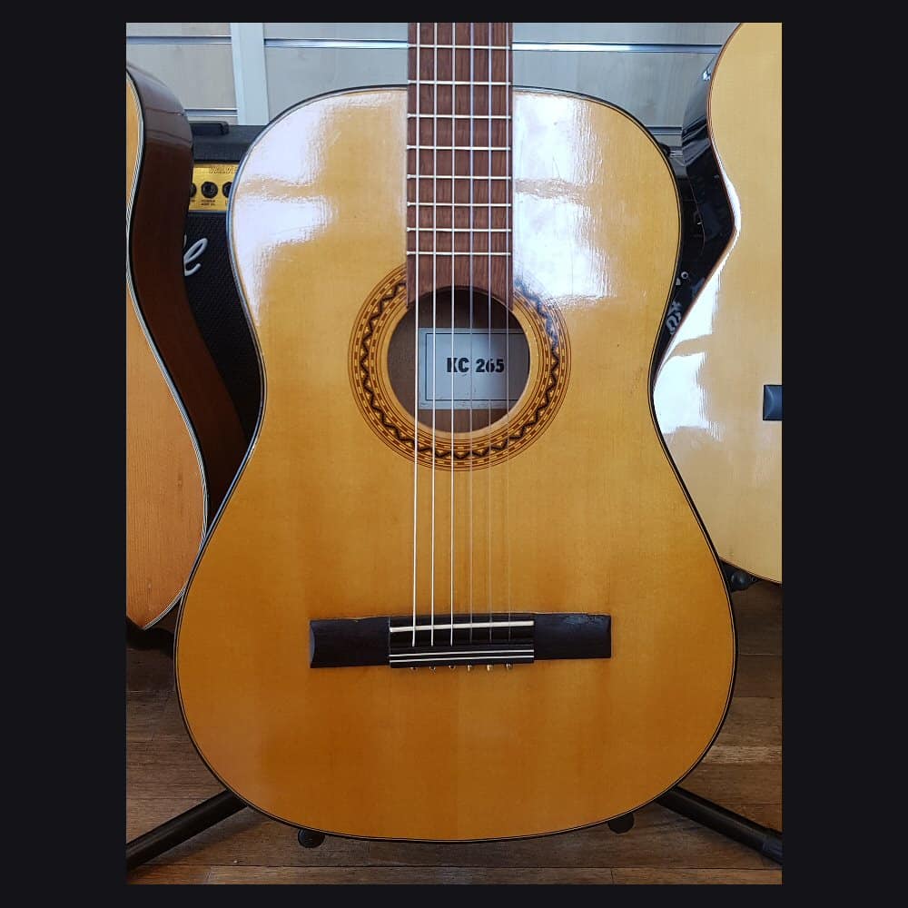 Kay 265 Vintage 70’s 3/4 size Classical Guitar Pre-Owned – Abbey Road Music